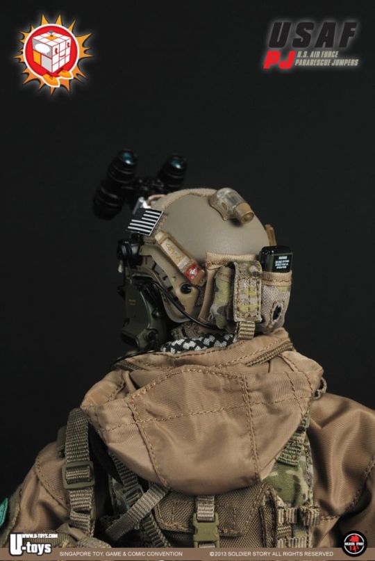 USAF PJ US Air Force Pararescue Jumpers Soldier Story - Machinegun