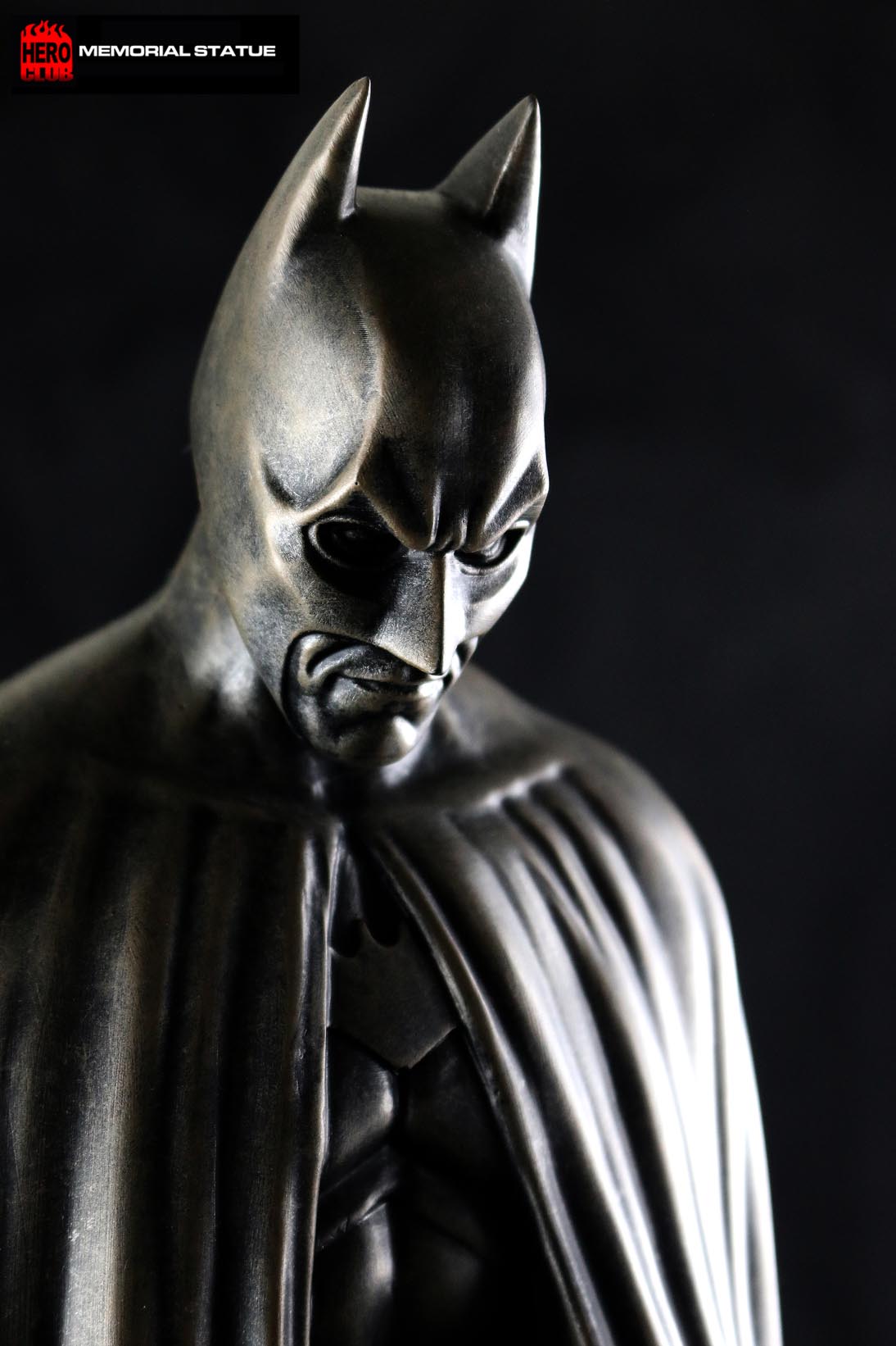 Batman Memorial Statue / QUICK-TOY