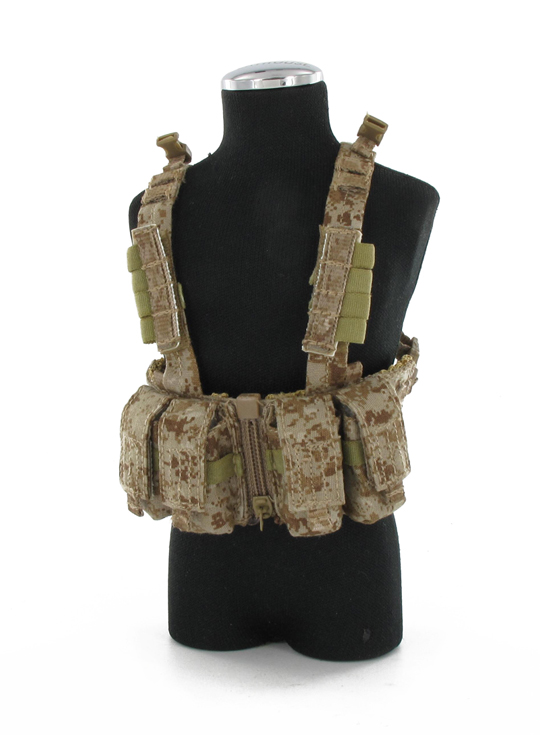Chest Rig DIGI2 AOR1 Desert 1961K - Machinegun